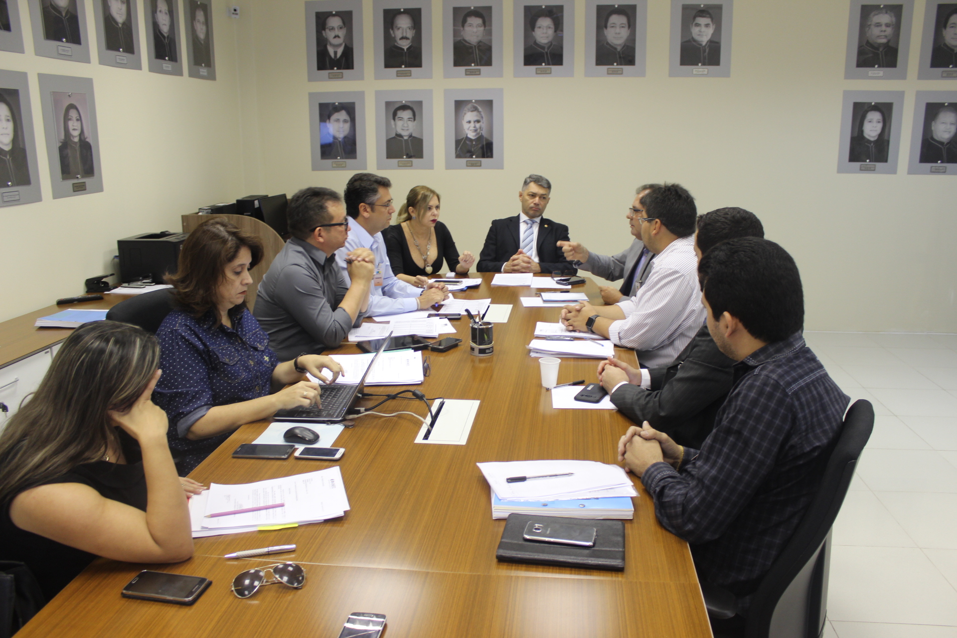 MP-AP volta a reunir com CEA e PMM para regularizar iluminação pública ...