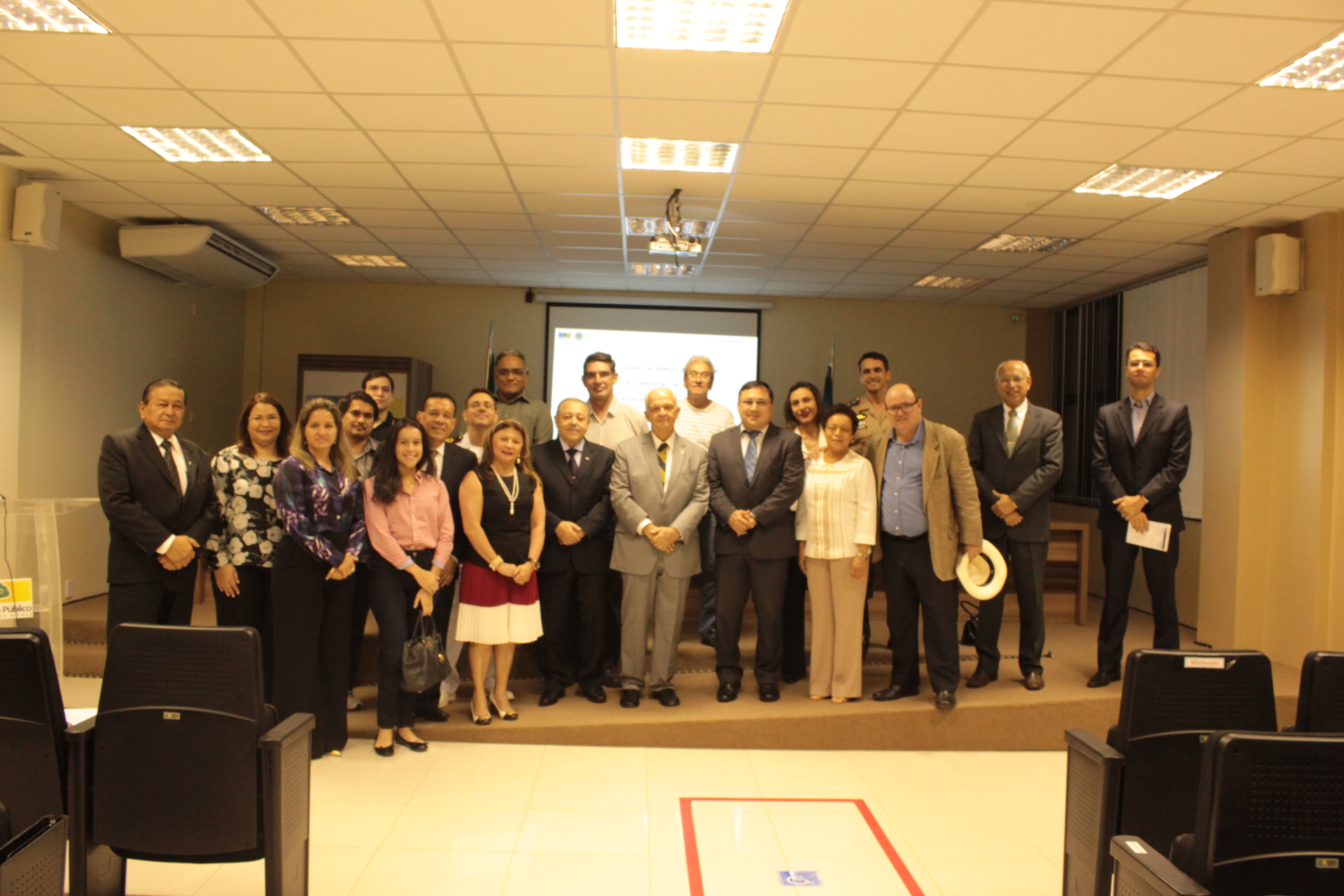 Especialista palestra sobre “Geopolítica no século XXI” para membros do ...