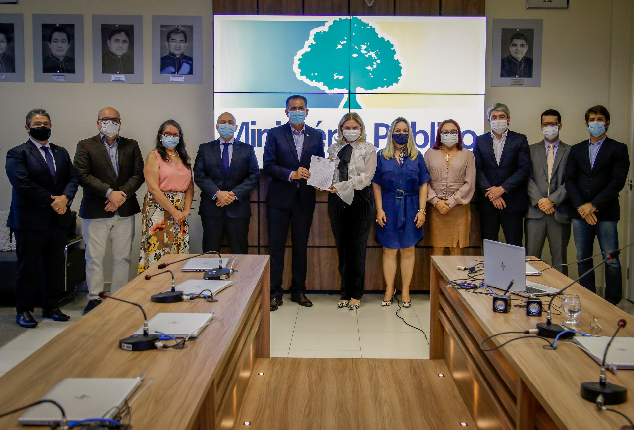 MP-AP e Governo do Estado firmam cooperação técnica para fortalecer ...